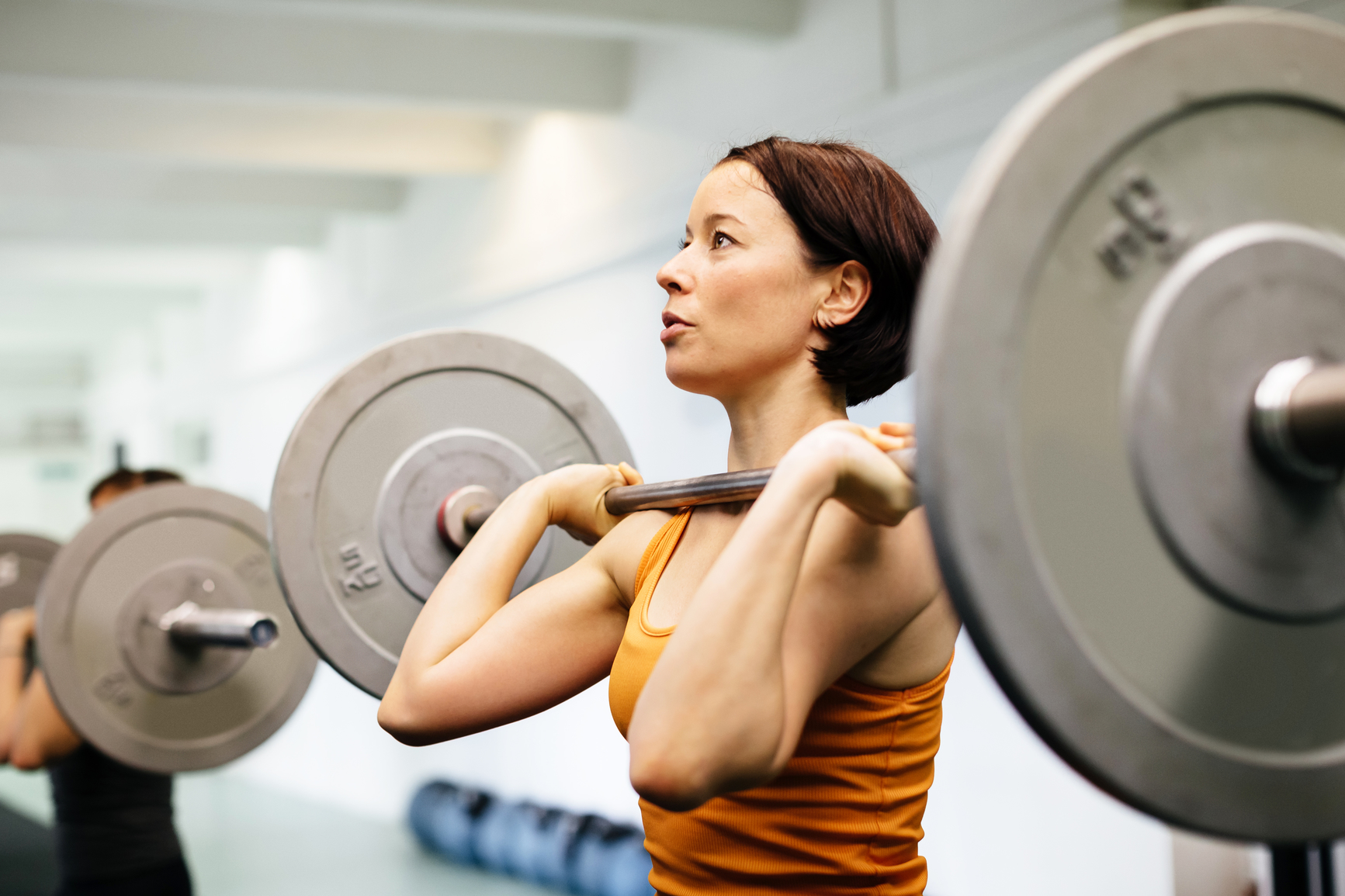 Calories Burned Lifting Weights: Calculator, Health Benefits, Tips ...