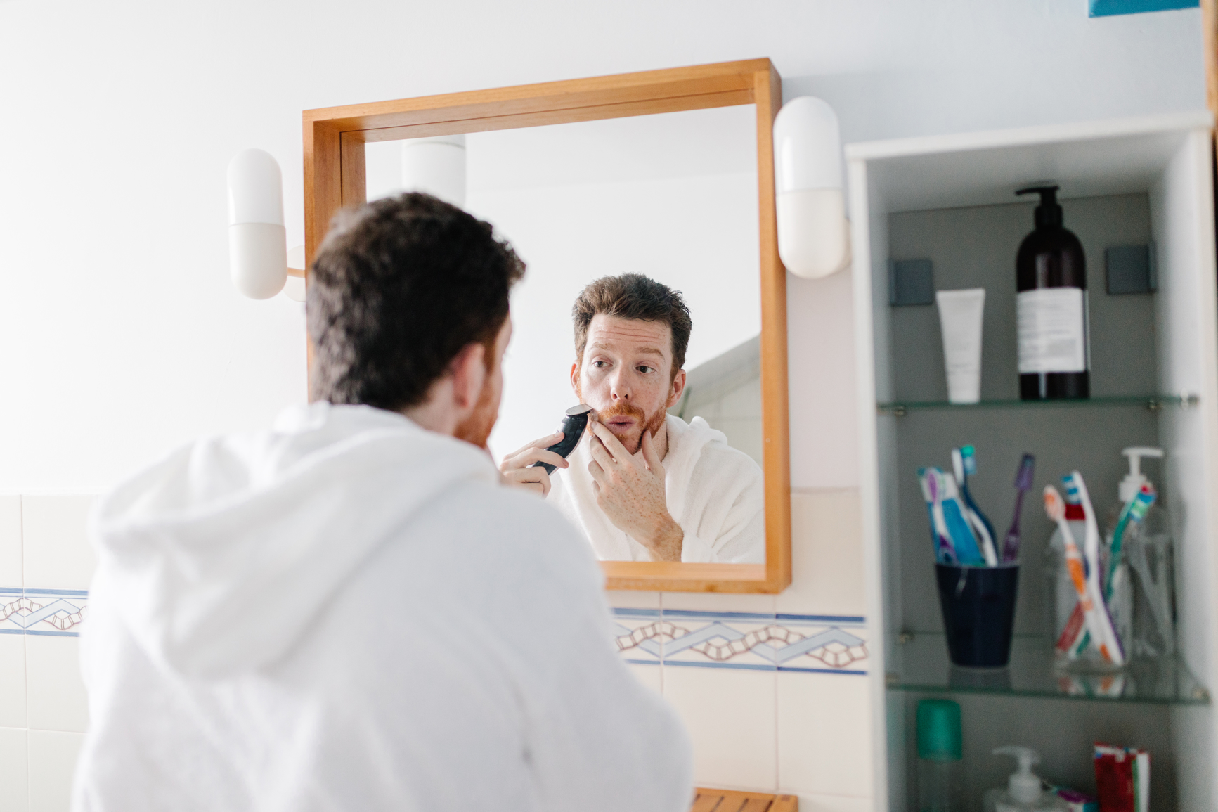 Does Minoxidil Expire? Shelf-Life, Expiration Date, & More | Good ...