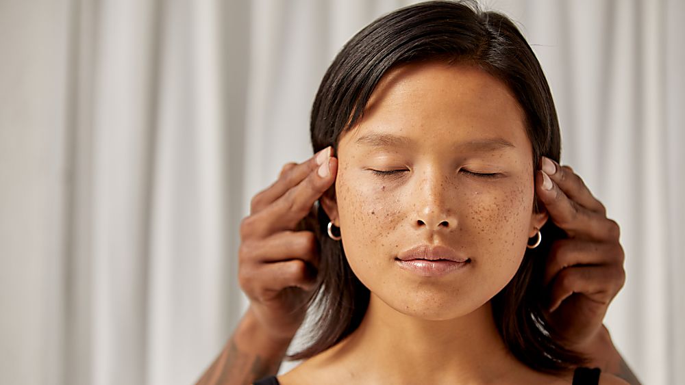 Performance Anxiety: Symptoms, Causes & Treatments | Take Care by Hers